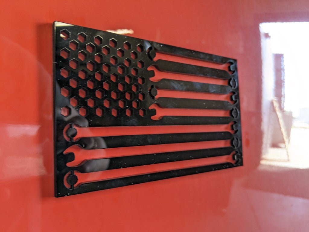 Mechanics Flag Fender Badge - Pair – Atomic Car Concepts